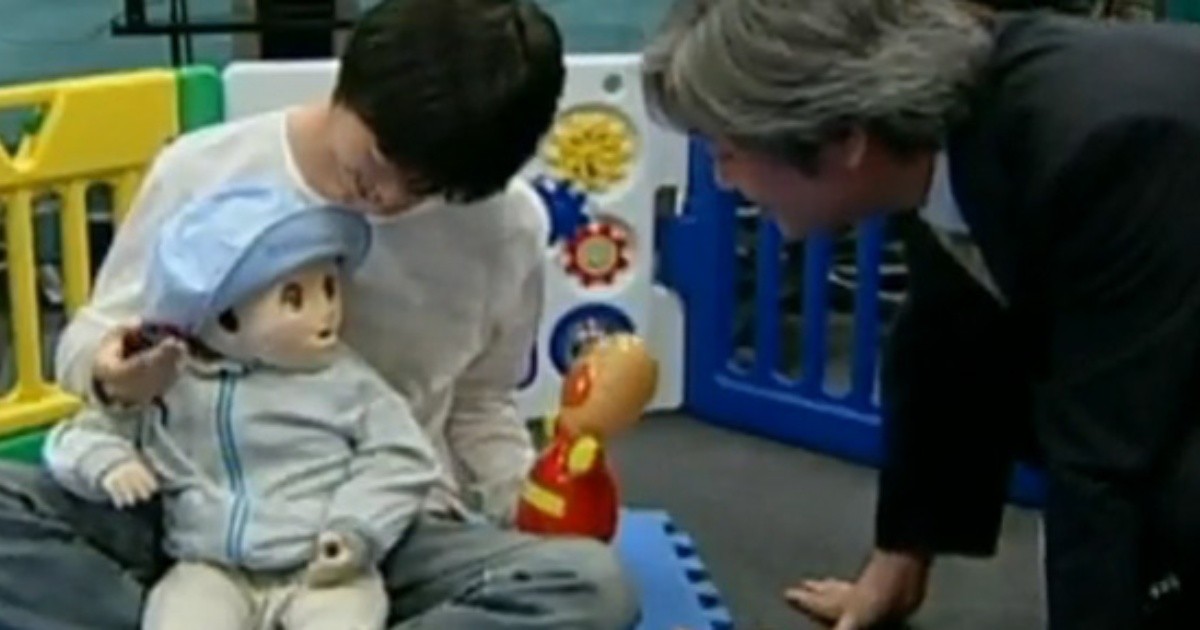 Crean un “robot bebé” que ayuda a comprender el desarrollo infantil ...