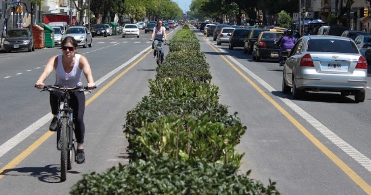 Ciclistas ganan la ciudad con más kilómetros de bicisenda | Rosario3