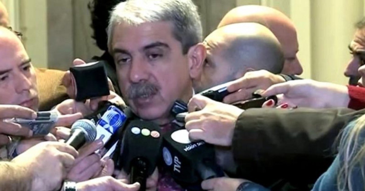 Aníbal vinculó a sus rivales internos con la denuncias en su contra ...