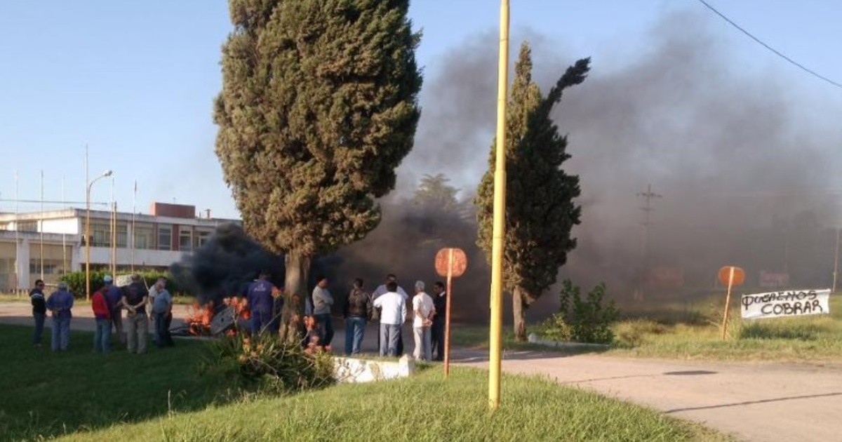 Firmat: una ciudad completa que se moviliza por el empleo | Rosario3