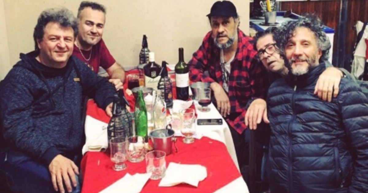 Noche de clásicos: Fito, Punto G, mítico comedor y 30 años de un disco ...