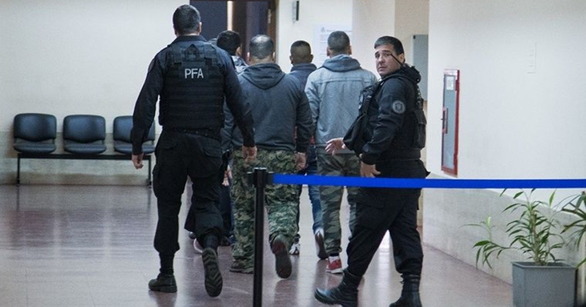 Persecución fatal: prorrogan la prisión efectiva a cinco policías ...