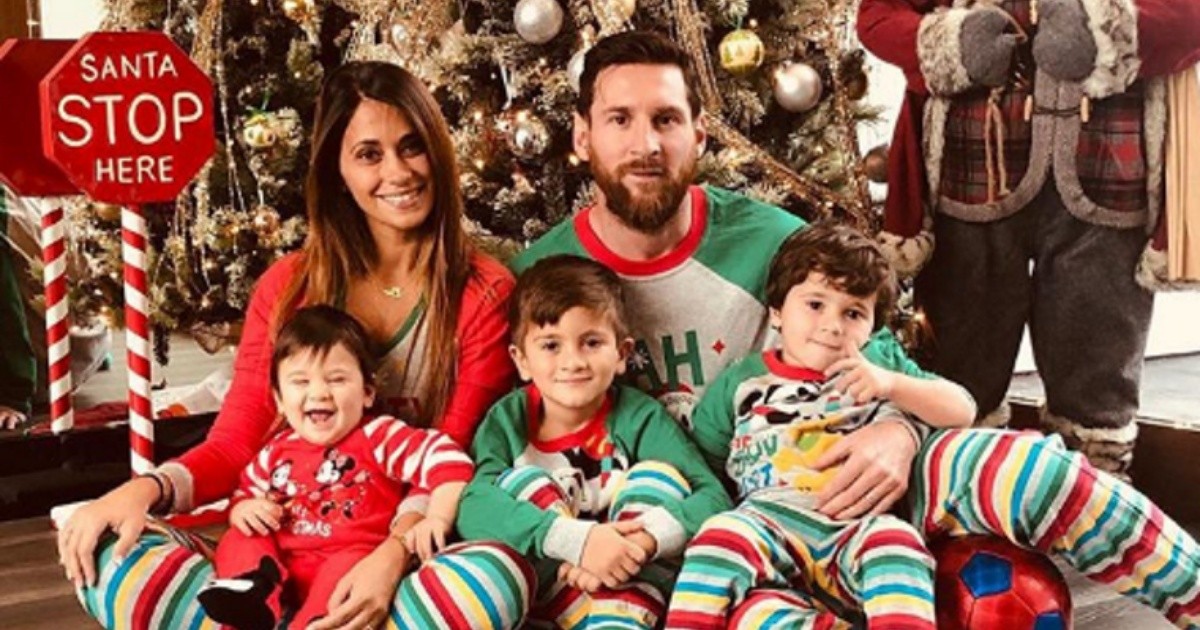 “Feliz, feliz, feliz”: así festejaron la Navidad los Messi en Rosario ...