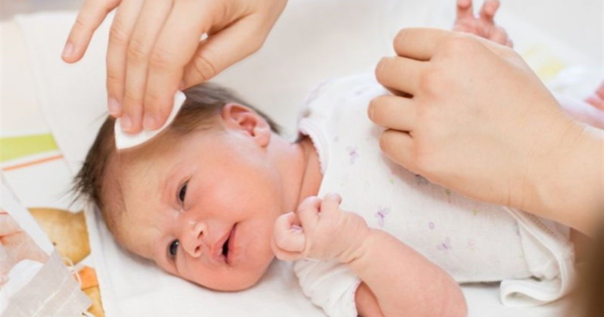 Costra láctea de los bebés: Qué es y cómo eliminarla | Rosario3