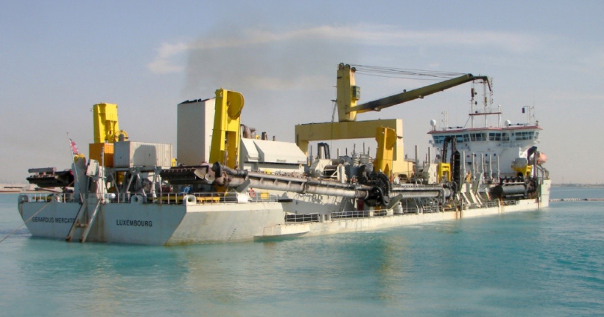 Bahía Blanca: por primera vez, operará la draga más grande de la región ...