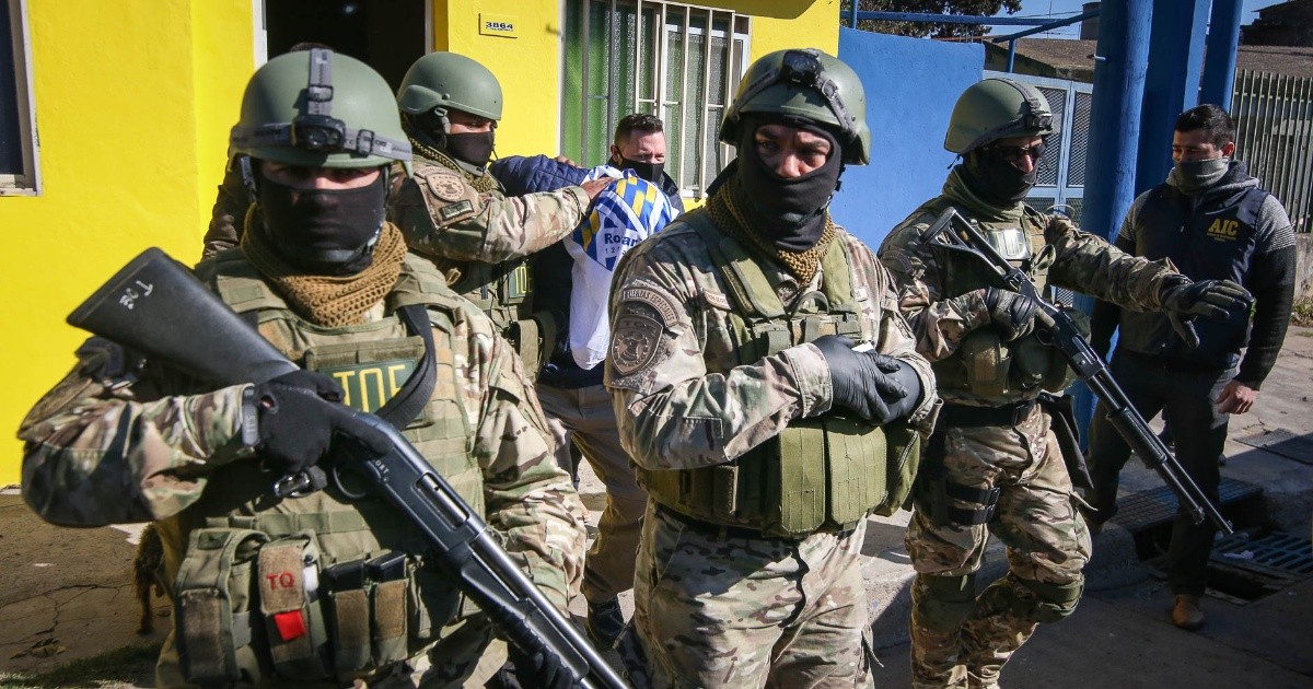 Detuvieron a “Pitito” Martínez, el barra brava de Rosario Central, por ...