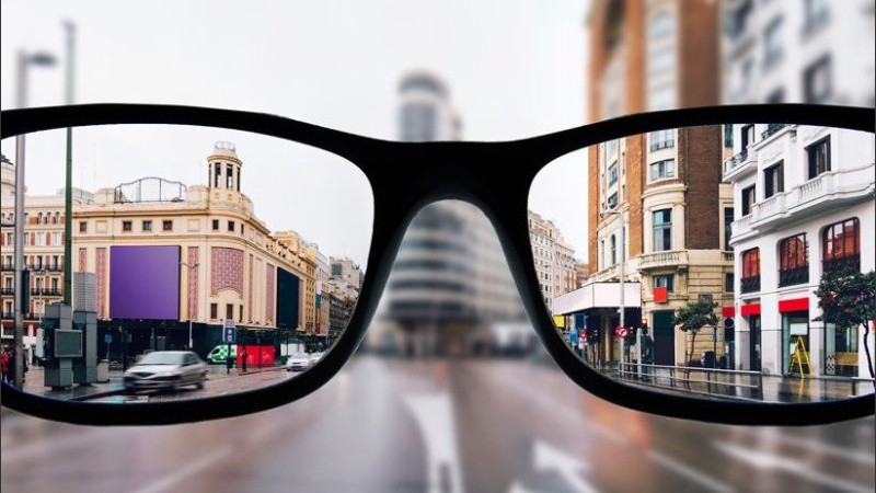 Video: un oculista muestra en primera persona cómo ve el mundo un miope ...