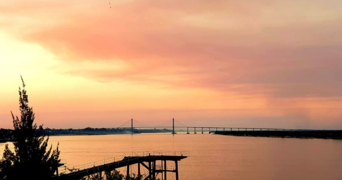 Fuego en las islas: un manto de humo y la amenaza de cruzar el río ...