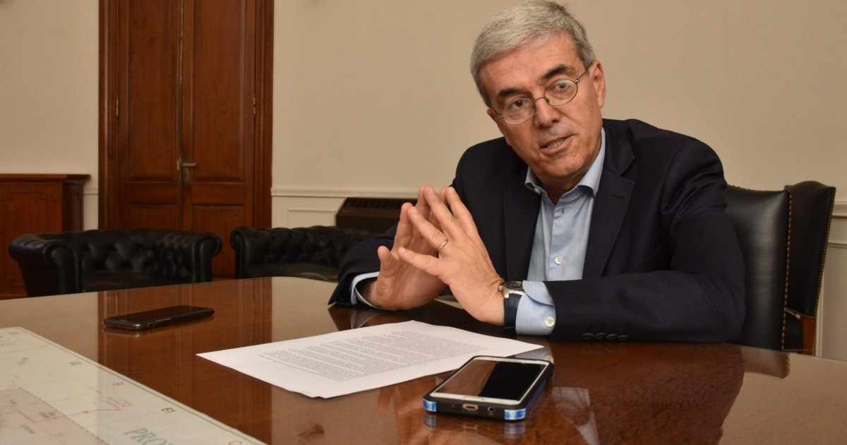 Walter Agosto: “El Presupuesto 2021 es prudente y realista” | Rosario3