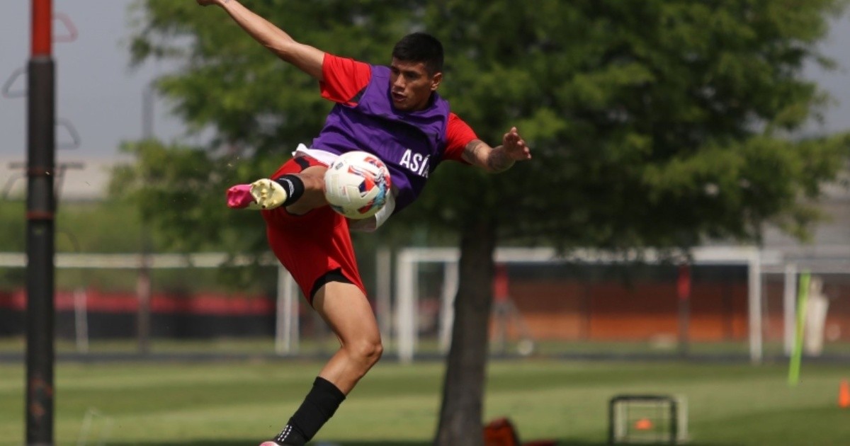 Nicolás Castro y el secreto de su pegada: "Jugás como entrenás" | Rosario3