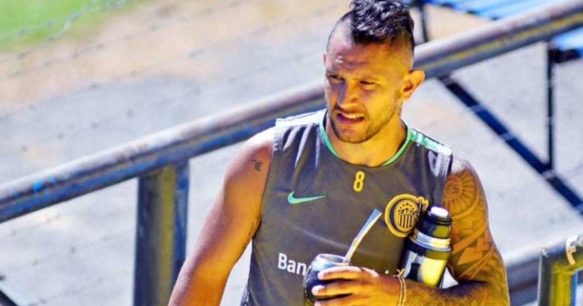 Por qué Walter Montoya todavía no entrena junto al plantel de Rosario ...