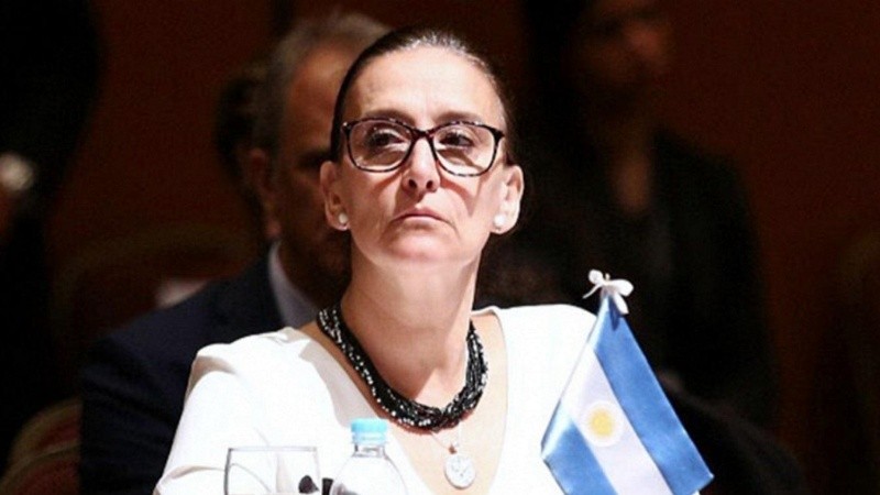 Denuncian ante la Justicia a Gabriela Michetti y Laura Alonso por ...