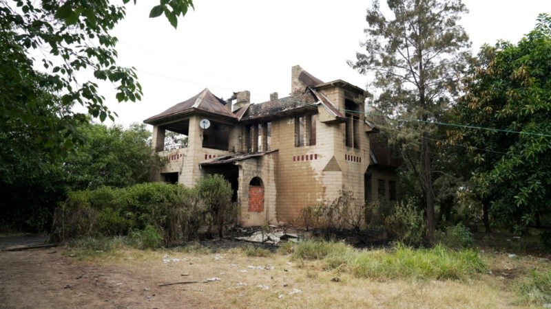 En fotos: así quedó la casona histórica tras el fuego y los saqueos ...