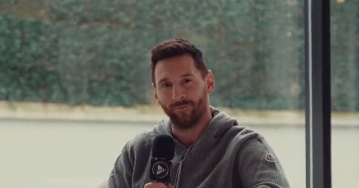 La primera entrevista de Messi como campeón del mundo: Maradona, la ...