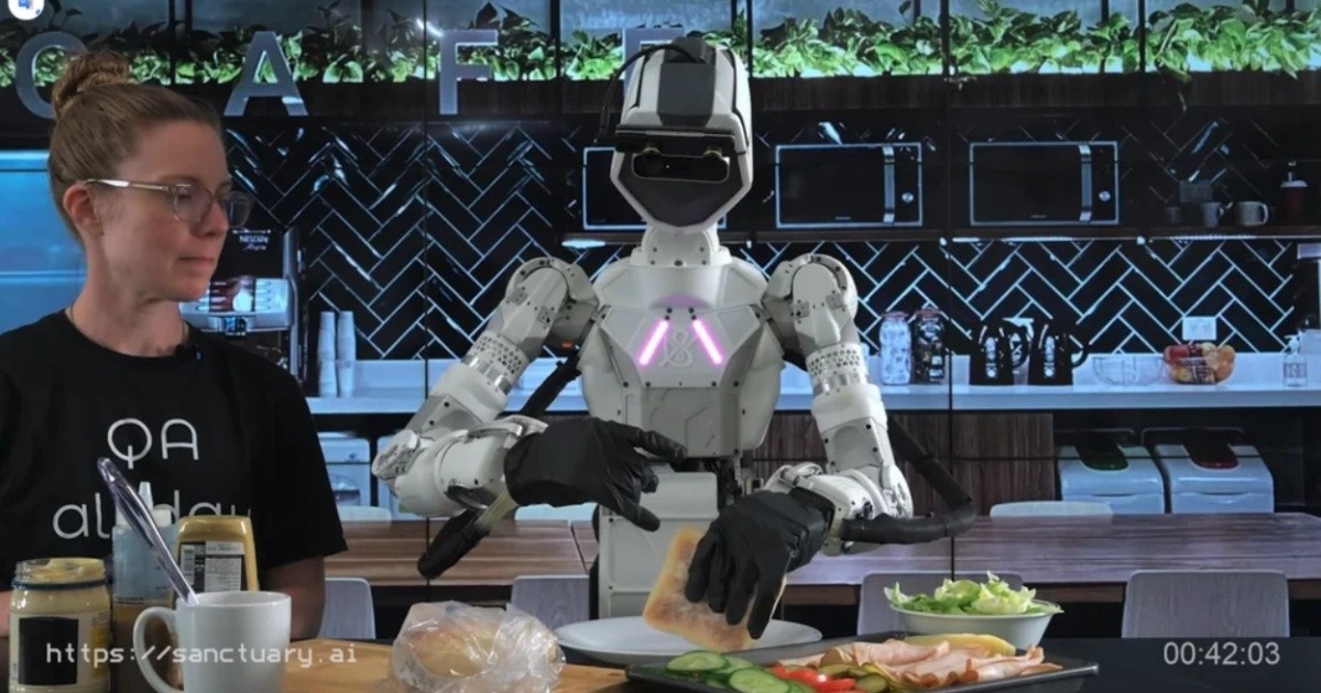 Video: así es el robot que cocina, limpia y ordena la mesa en casa ...