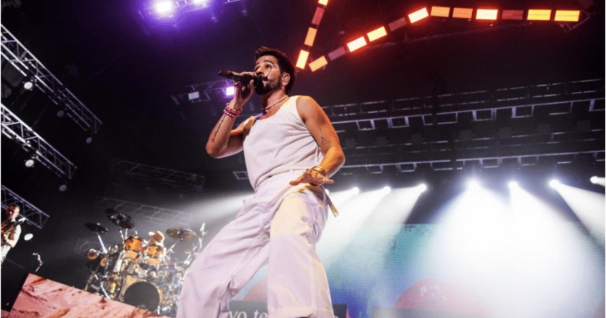 Camilo en Rosario: las imágenes del show, el dúo con Evaluna y el ...