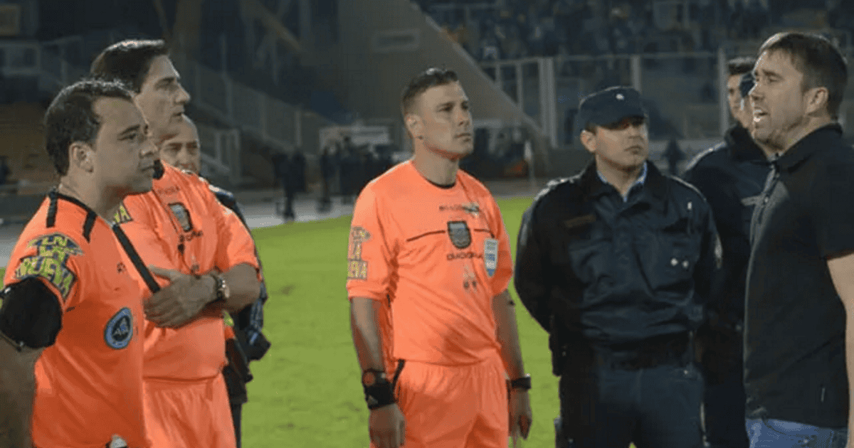 Finalmente, Diego Ceballos no estará en el cuerpo arbitral del partido ...