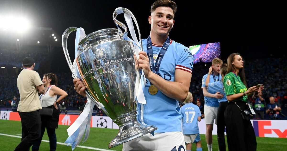 Julián Álvarez, otro título y el argentino récord: logró una marca que ...