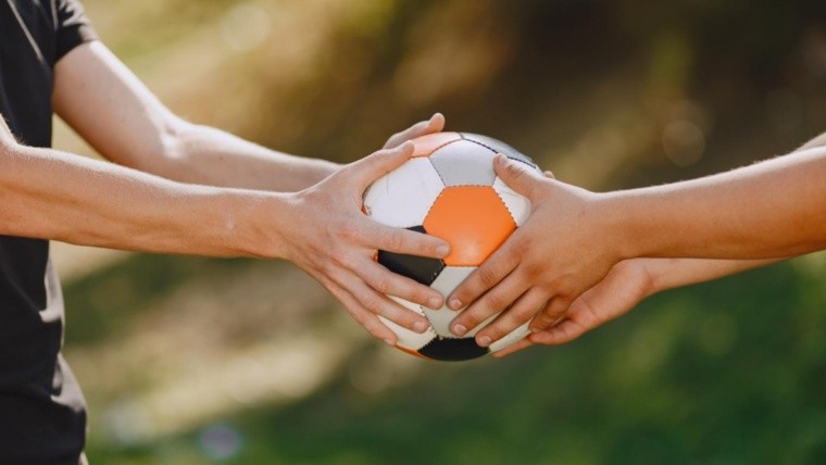 Paladini celebra su centenario y dona 100 becas a deportistas | Ecos365 ...