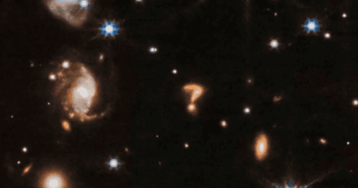 Un "signo de interrogación" en el espacio profundo desconcierta a ...