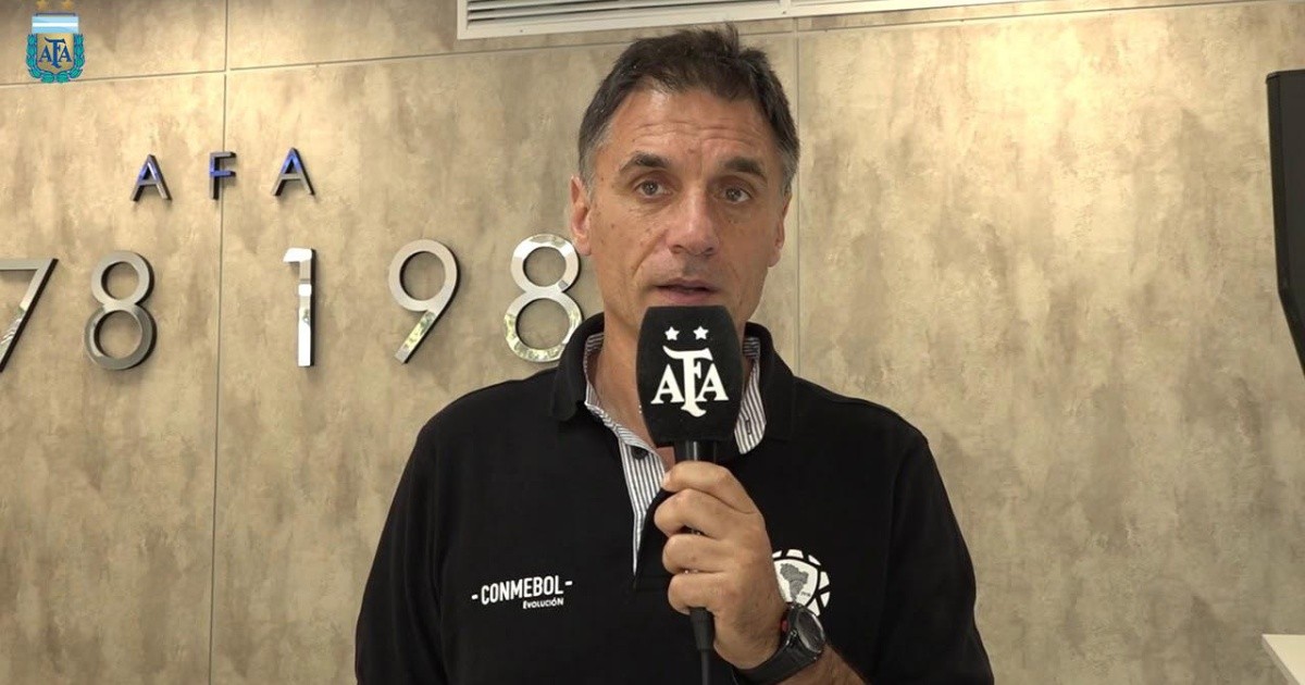 Los 11 titulares de Pipo Falaschi: el DT que los "hirió a todos" y el ...