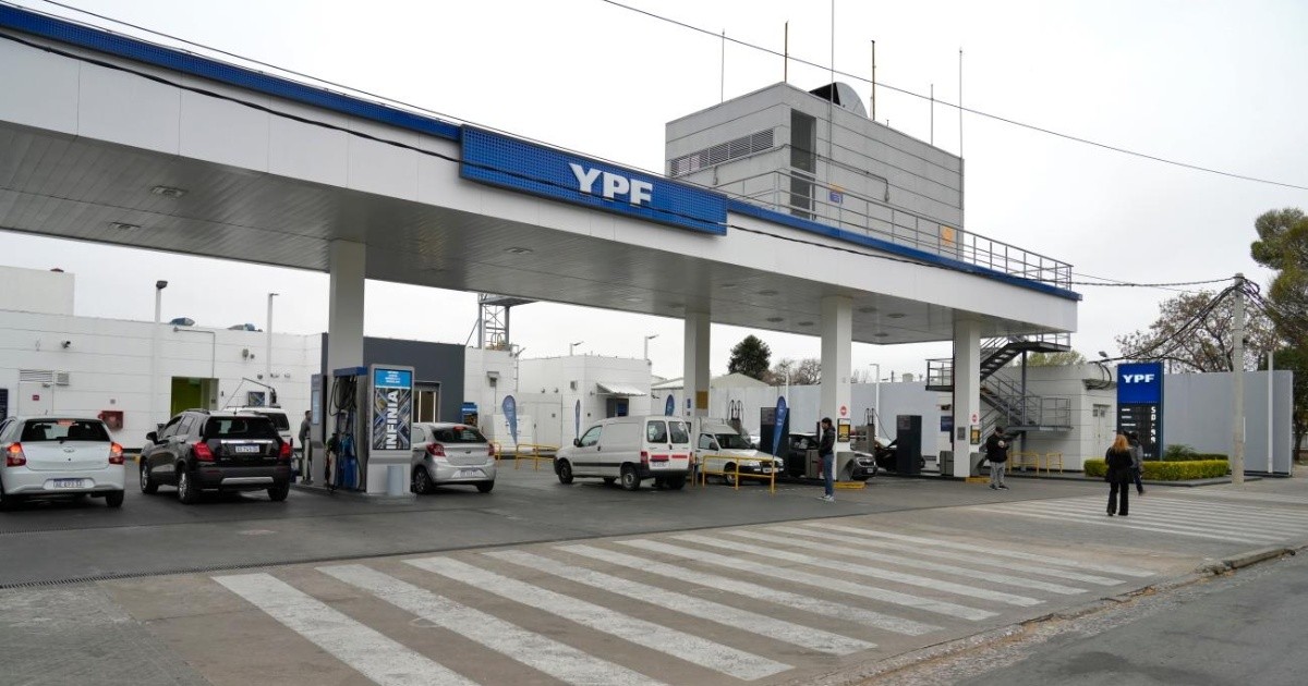 Afirman que el abastecimiento de combustible tiende a normalizarse en ...