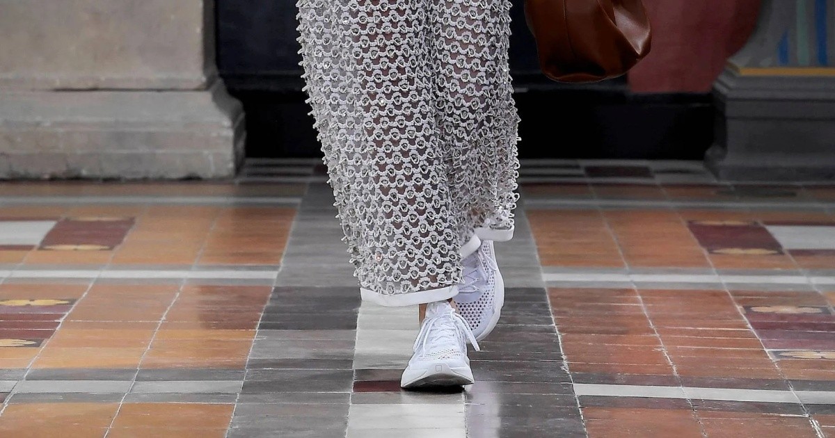 Cómo son las "sneakers chunky" que se usarán en 2024 | Rosario3