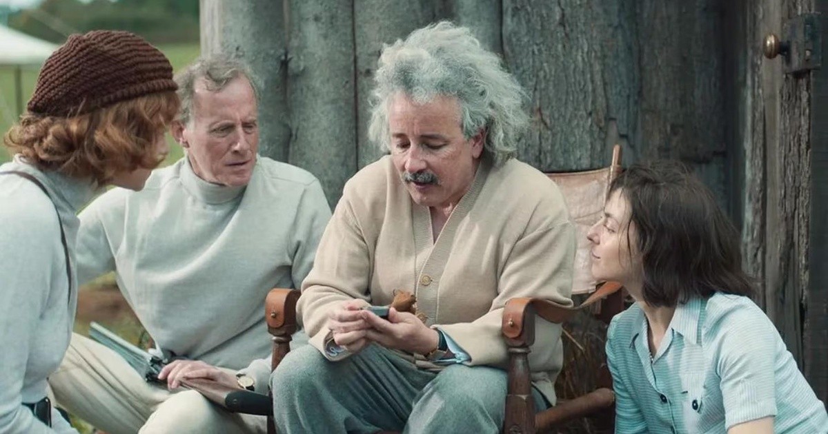 Netflix estrenó "Einstein y la bomba", el docudrama histórico que es ...