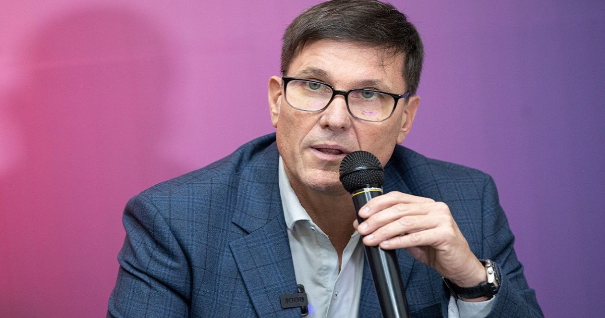 El premio por asistencia perfecta comienza a regir desde este mes ...