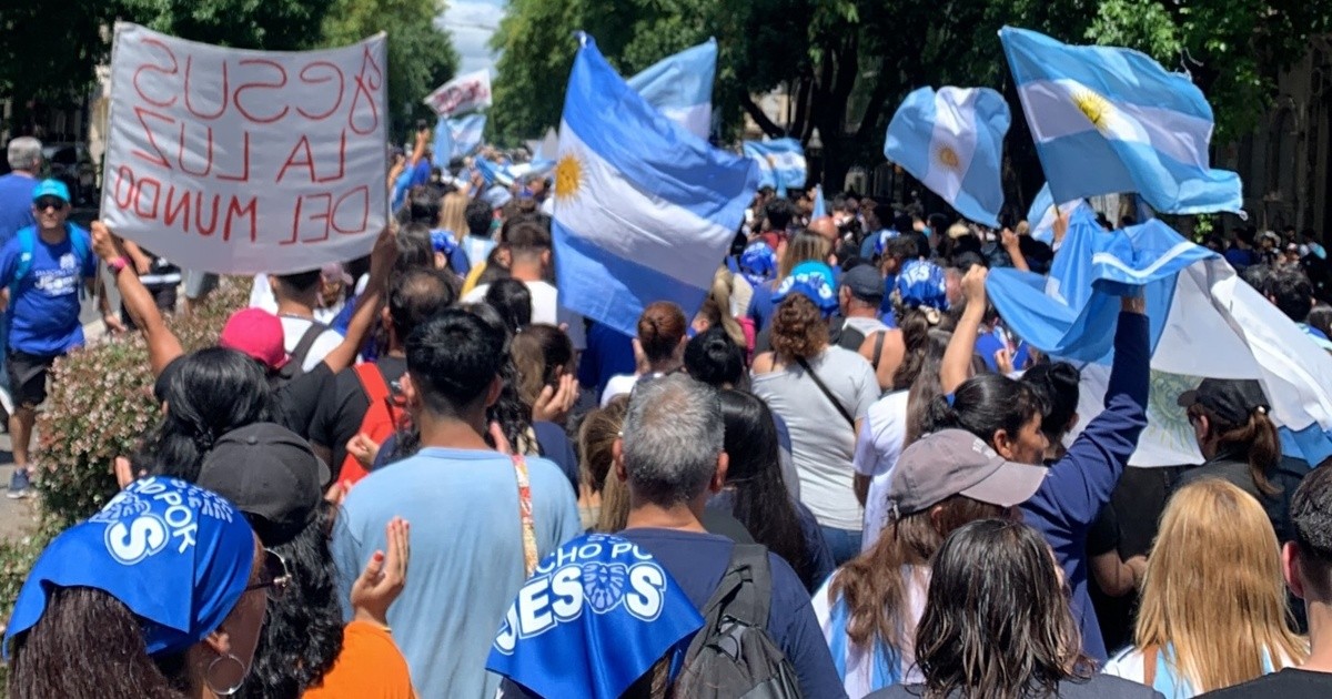 Marcho por Jesús Argentina cerró su multitudinaria movilización en el ...