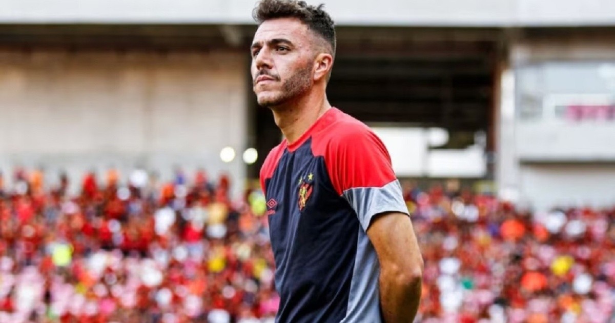 Soso rumbea para el Parque y Astore se reunió con dos ídolos de Newell ...