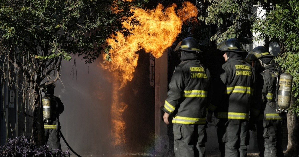 Investigan los motivos de la fuga de gas y posterior incendio en ...