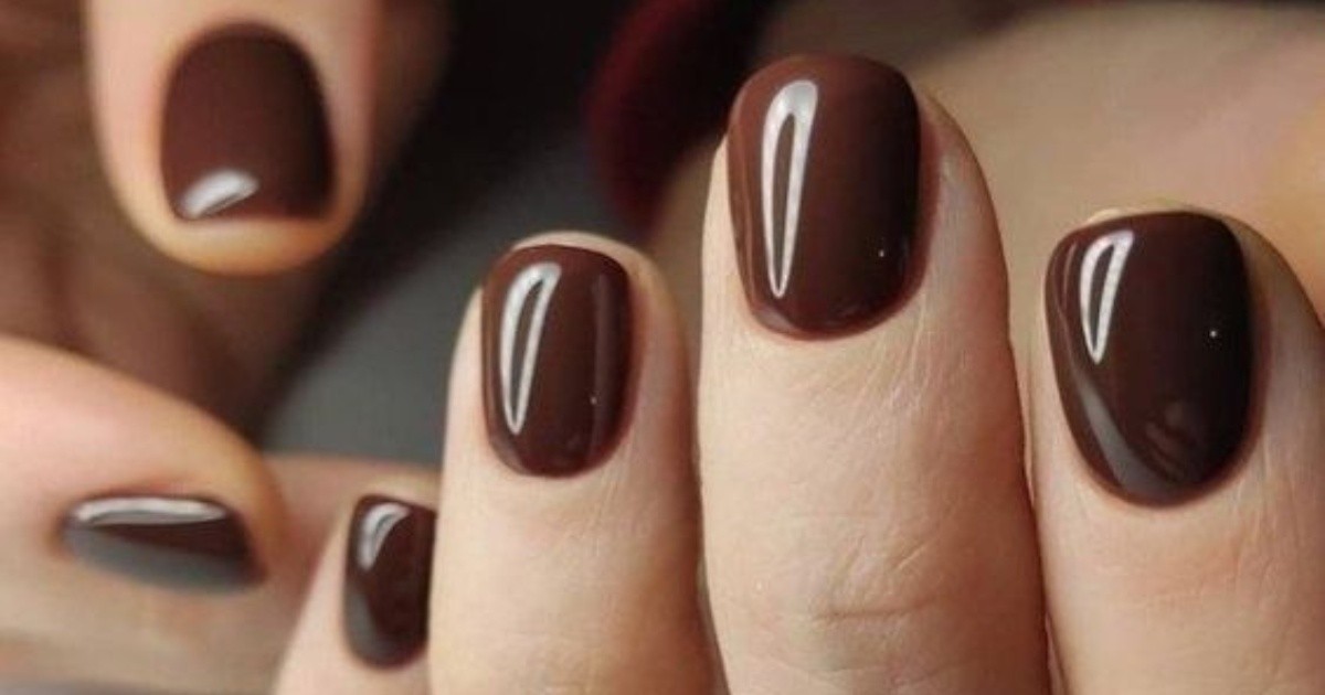 Marrón espresso, el color del nail art | Rosario3