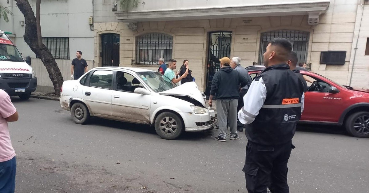 Fuerte choque en cadena entre cuatro autos en pleno centro de la ciudad ...