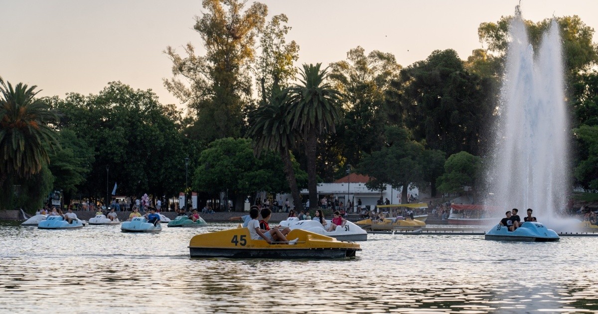 El paseo en los botes del parque Independencia pasará a costar $12.500 ...