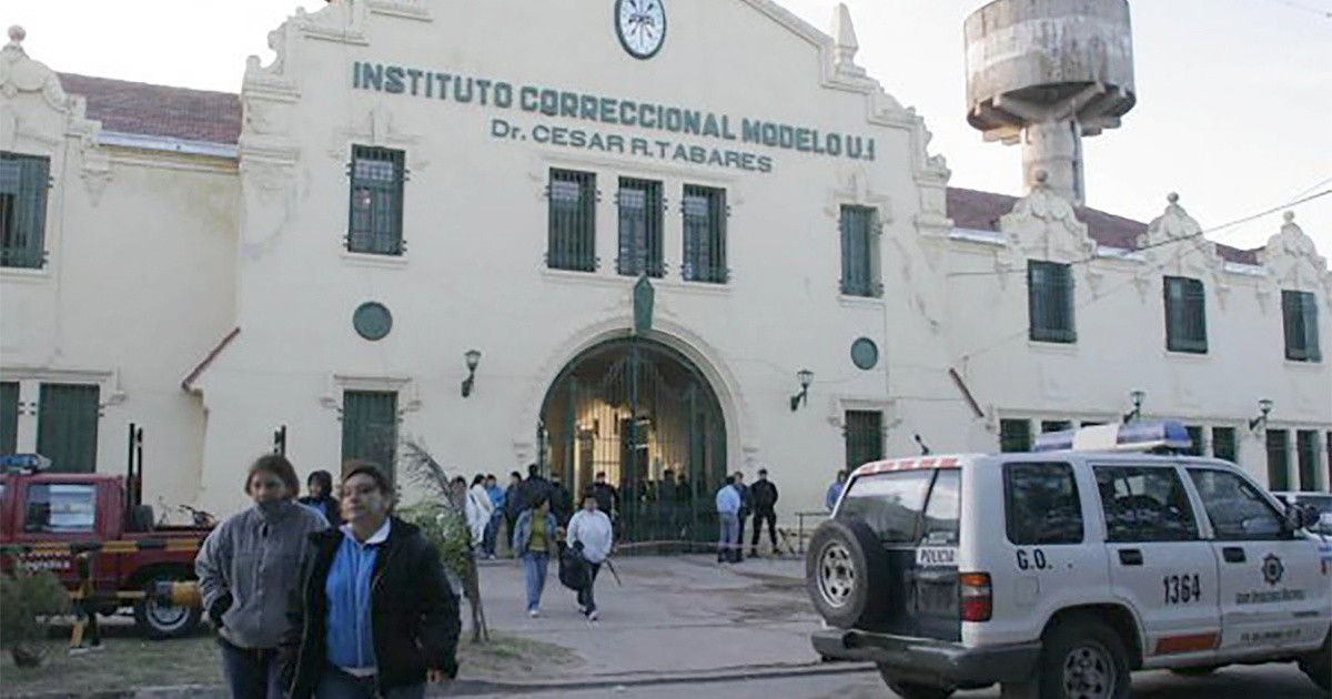 Entró a la cárcel como preso común y luego se arrogó el "cobro de ...