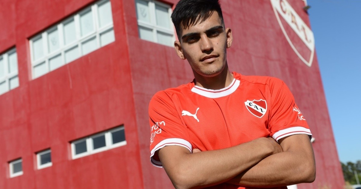 Quién es el exjugador de Independiente que entrenó con Colón y se ...